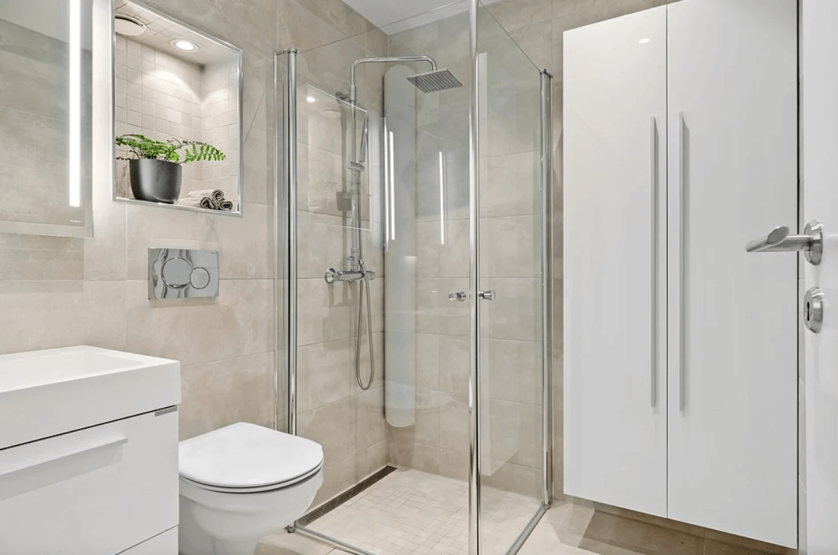 How to Give Your Bathroom a Stylish Modern Update - Home Decor Champ